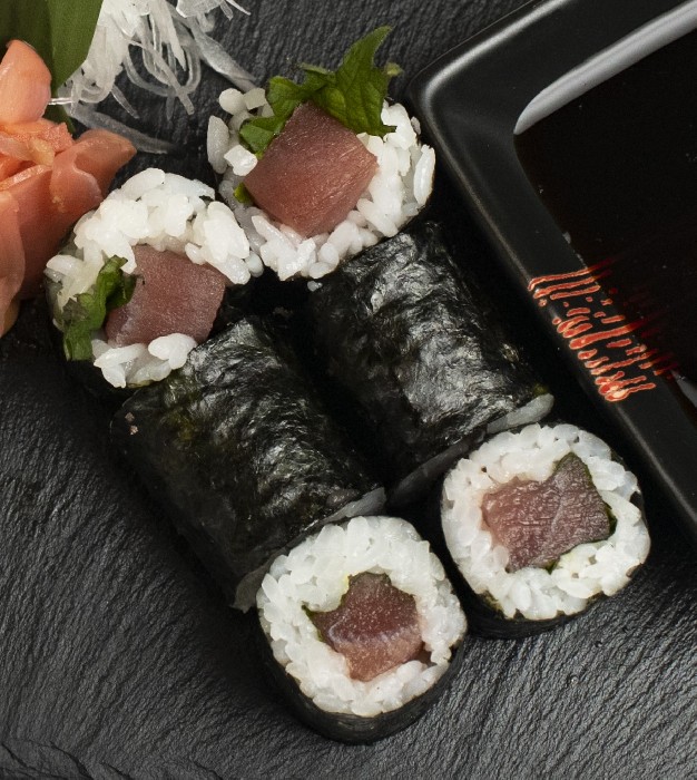 Teka maki :: Toro sushi